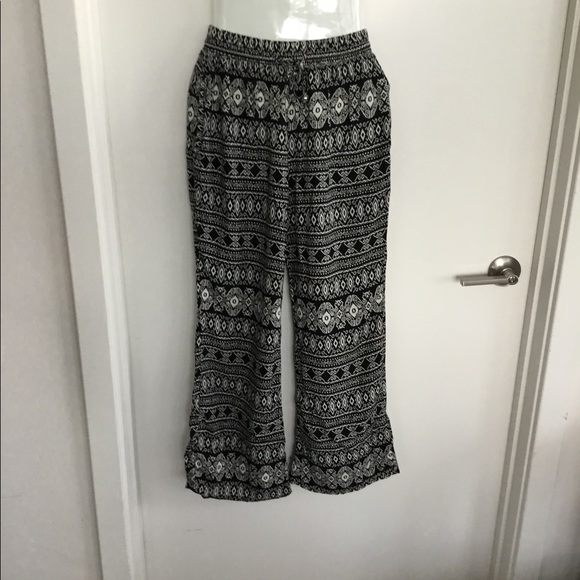 raya sun | Pants & Jumpsuits | Ray Sun Black White Pants Size Medium 25 ...